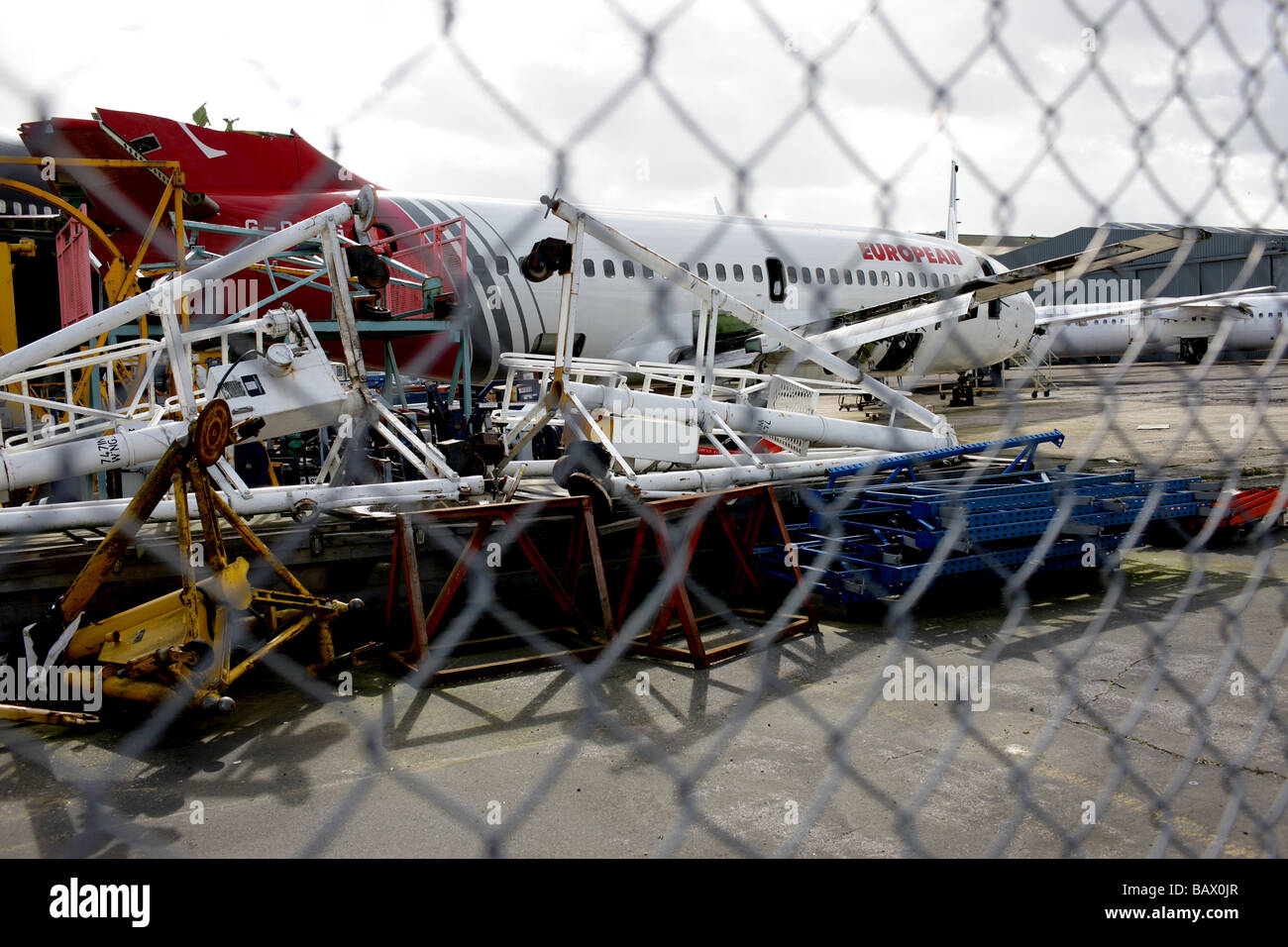 Scrap planes hi-res stock photography and images - Alamy