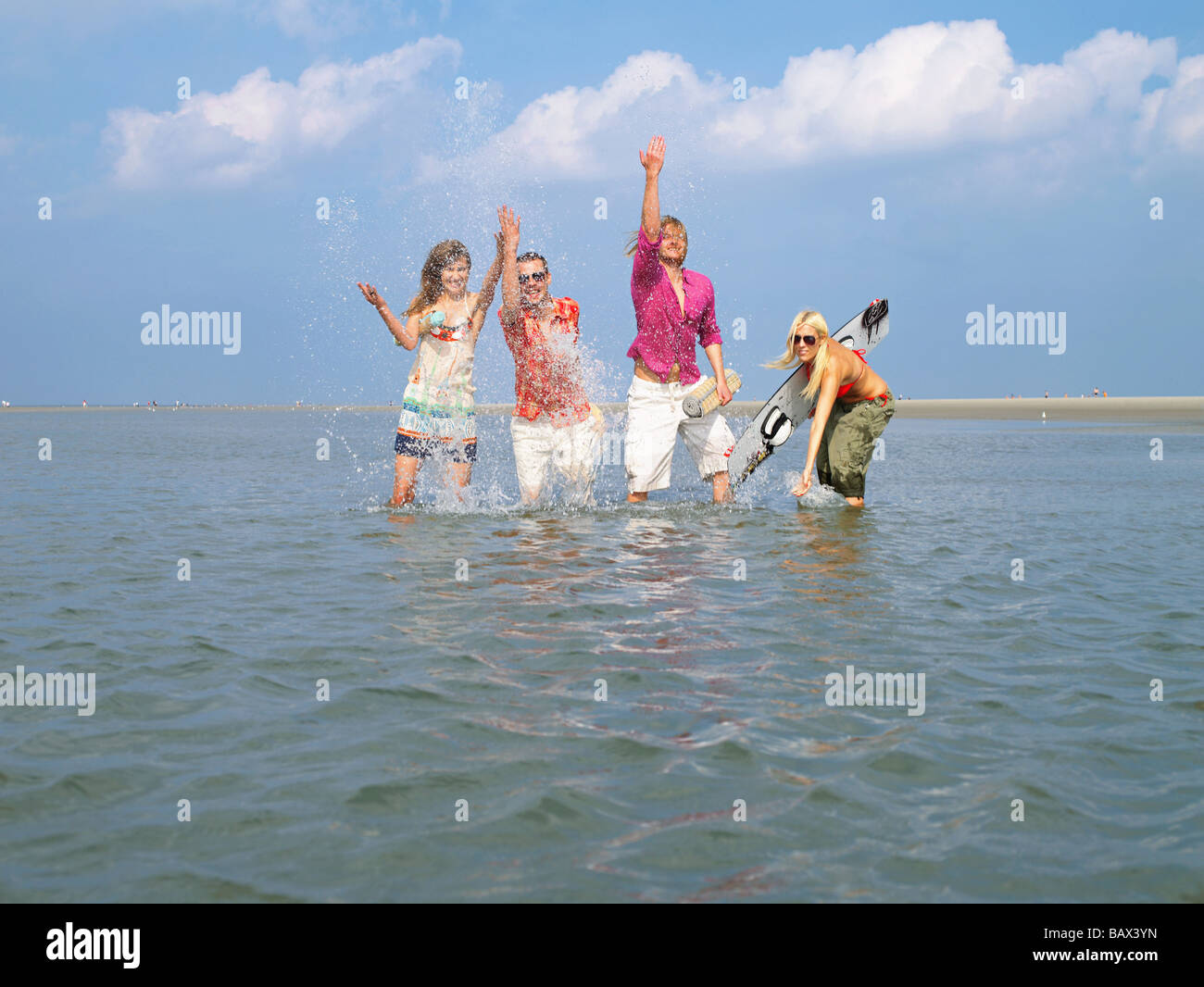 People in the water hi-res stock photography and images - Alamy