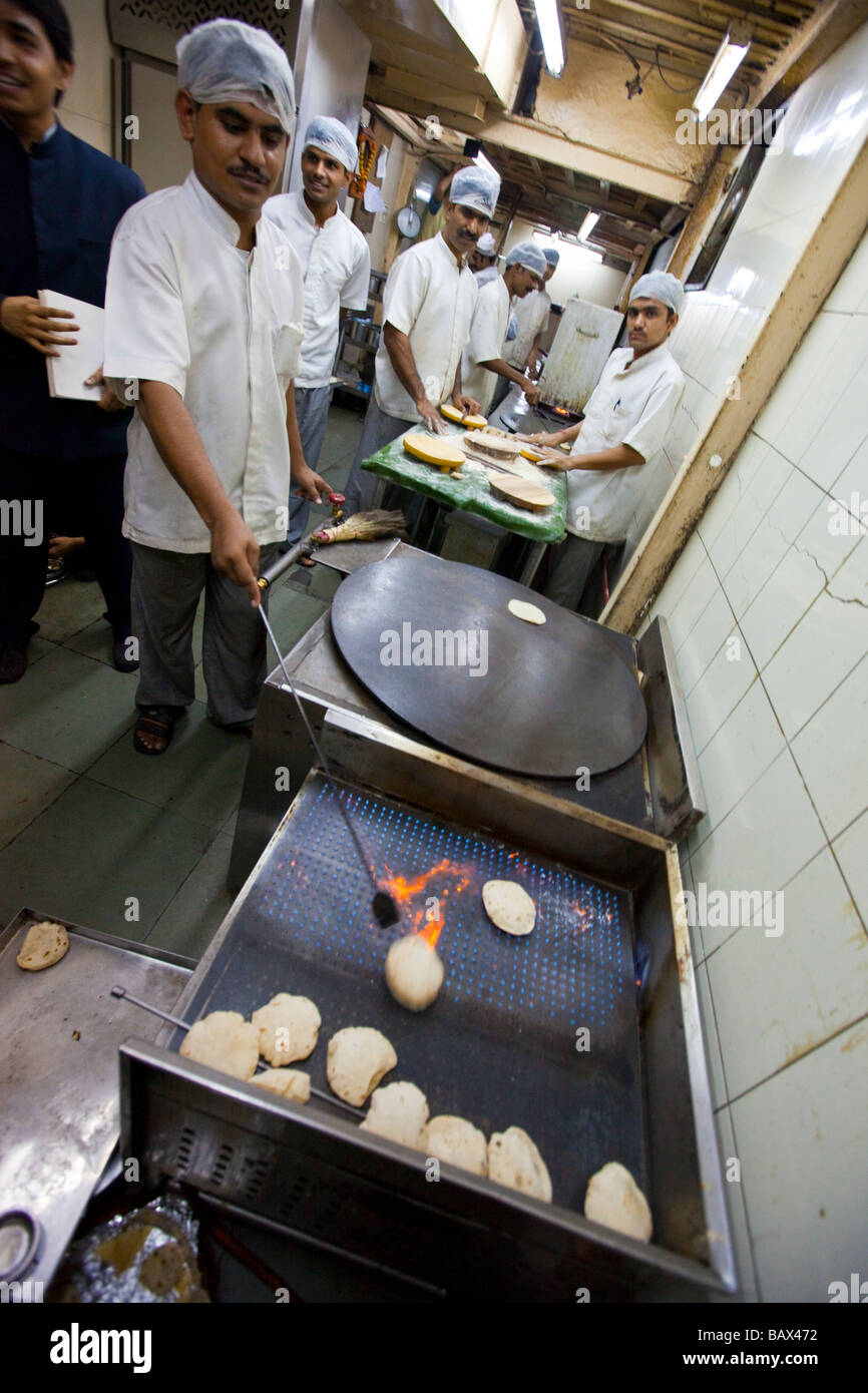 Making Puri in a Restaurant in Mumbai India Stock Photo - Alamy