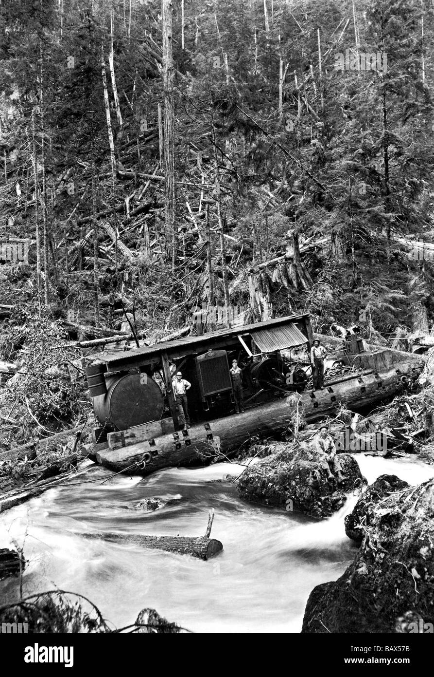 Lumber boat Black and White Stock Photos & Images - Alamy