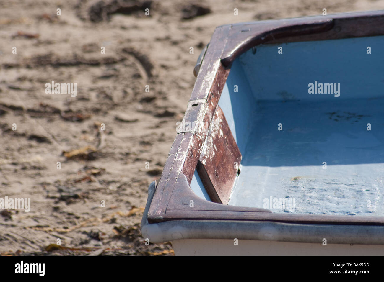 Transom of rowing boat on the beach Stock Photo - Alamy