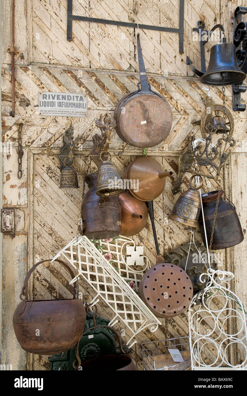 Hardware store visit hi-res stock photography and images - Alamy