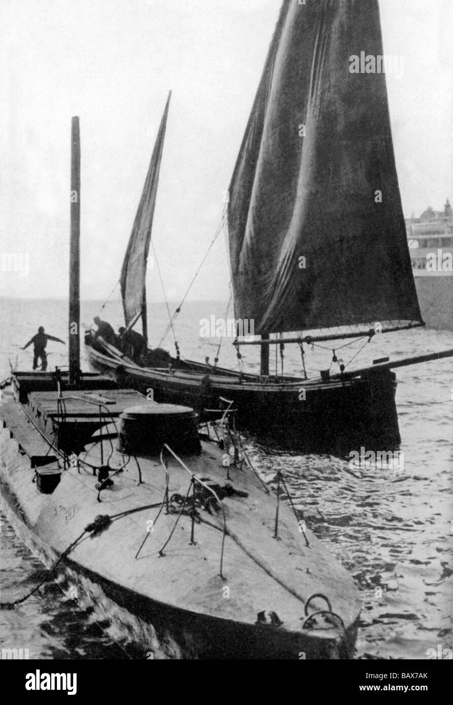 Austrian navy hi-res stock photography and images - Alamy