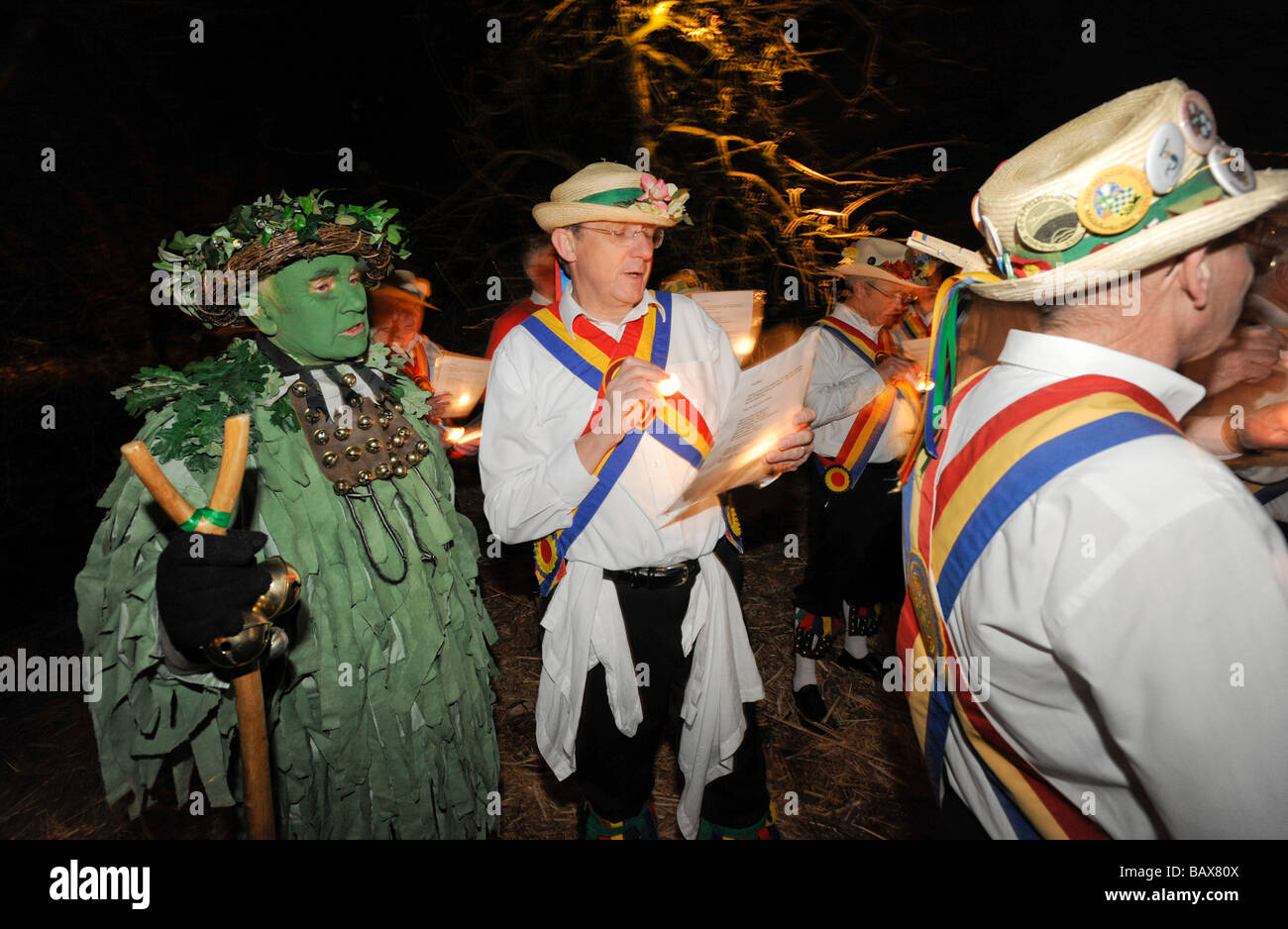 Mendip Morris Men lead the singing of the Wassail song during Thatchers ...