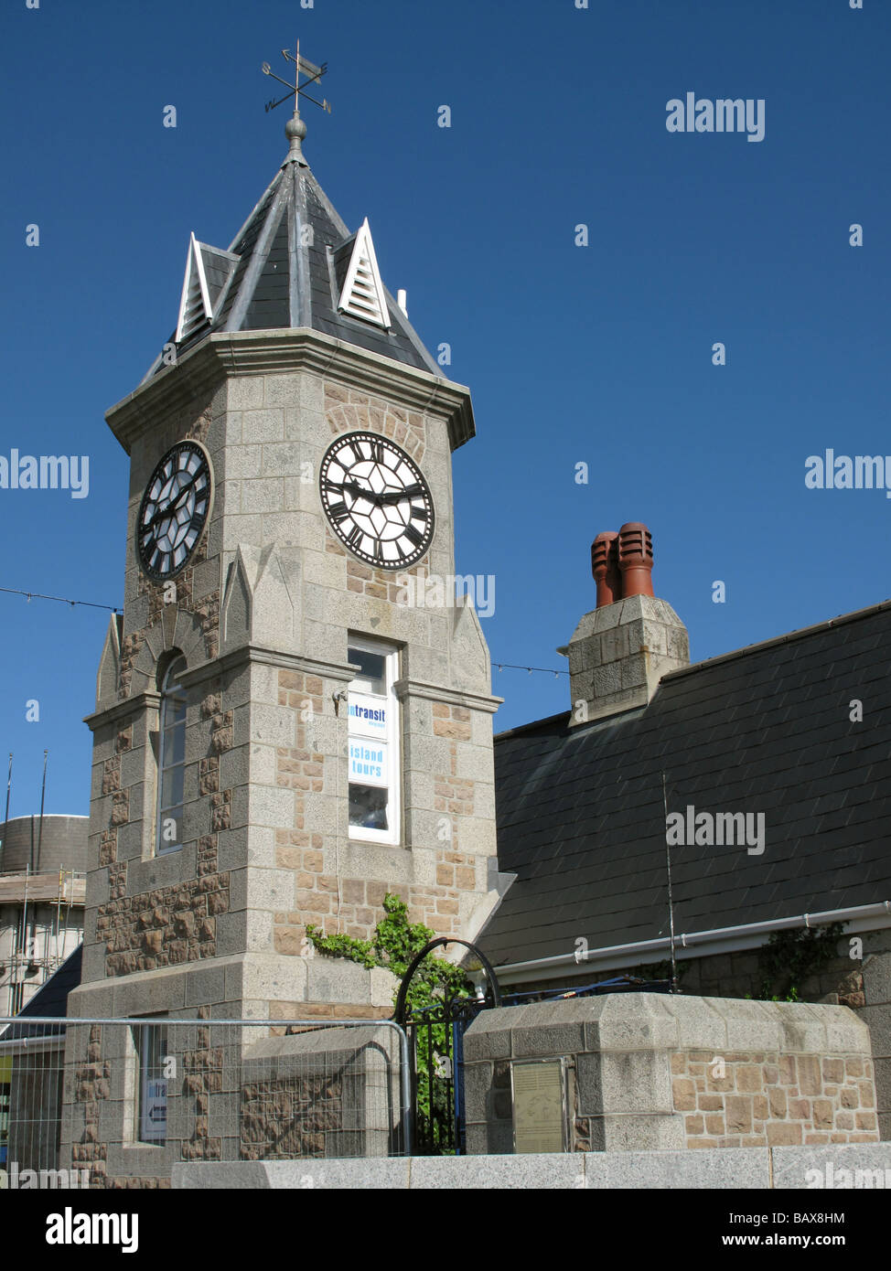 St peter port guernsey weighbridge hi-res stock photography and images ...