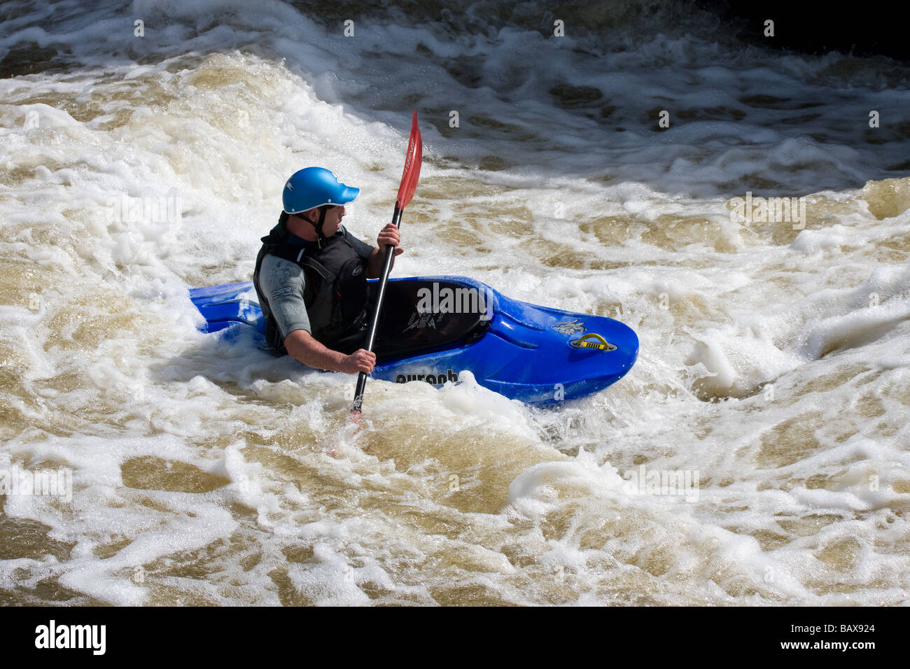 water sport kayak kayaking whitewater training river medway yalding ...