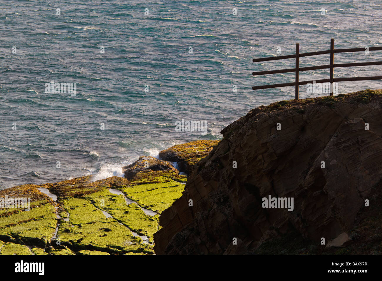 Cliff fence hi-res stock photography and images - Alamy