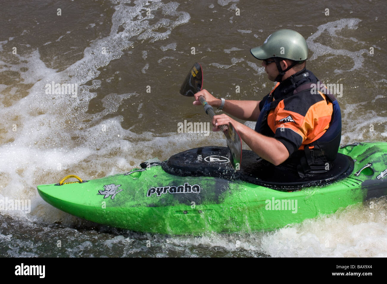 water sport kayak kayaking whitewater training river medway yalding ...