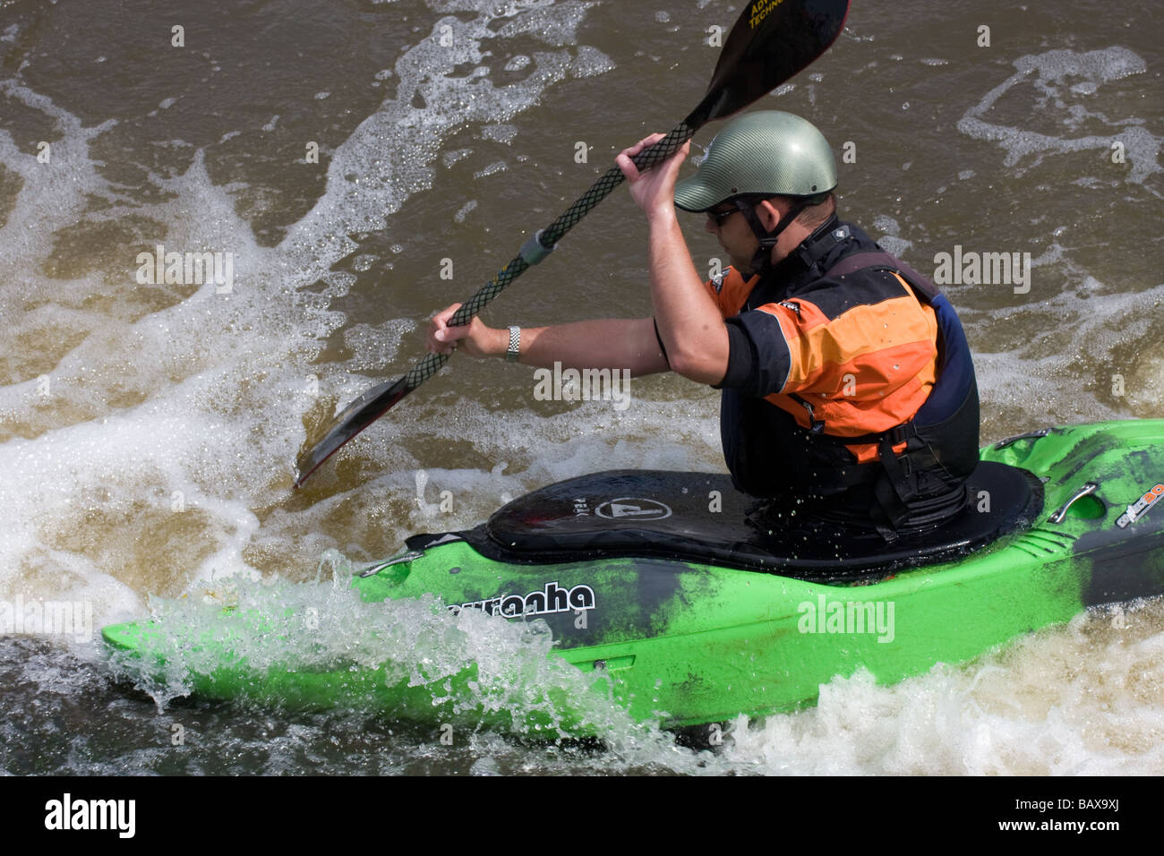 water sport kayak kayaking whitewater training river medway yalding ...
