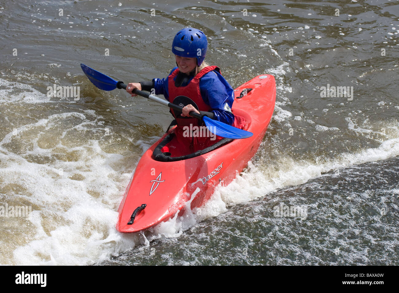 water sport kayak kayaking whitewater training river medway yalding ...