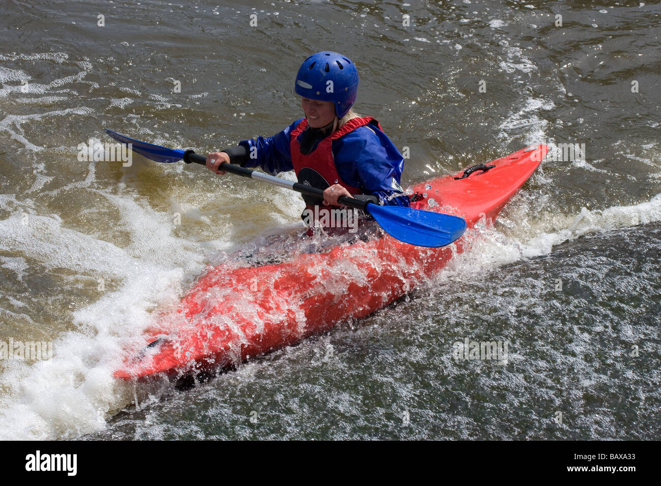 water sport kayak kayaking whitewater training river medway yalding ...