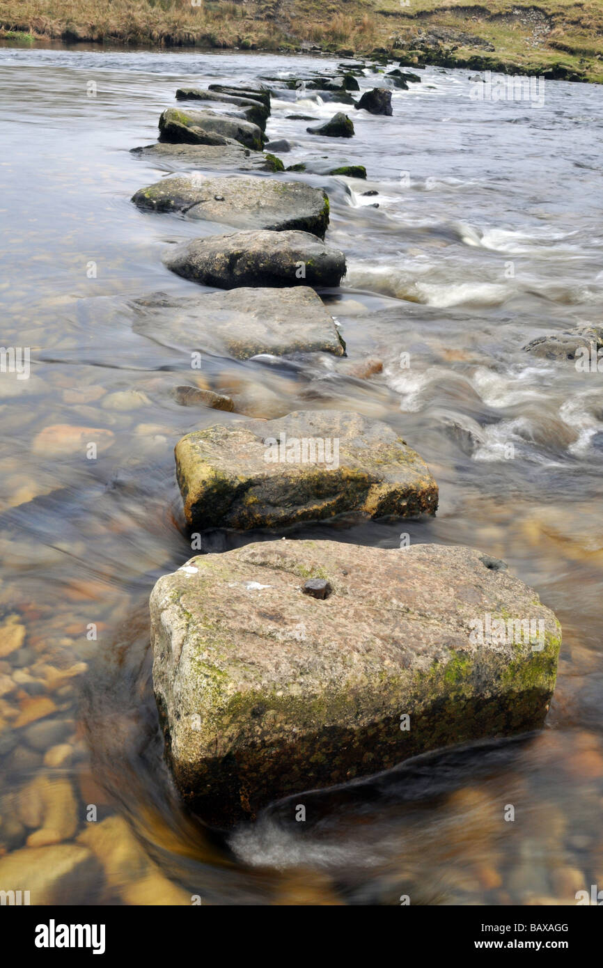 Stepping stones across a river hi-res stock photography and images - Alamy