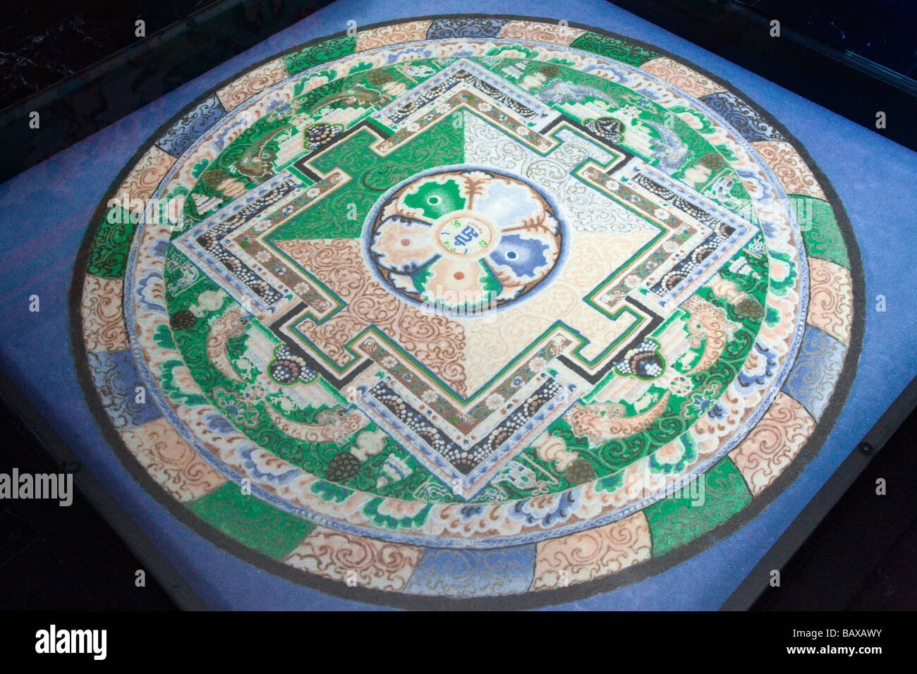 Sand mandala hi-res stock photography and images - Alamy
