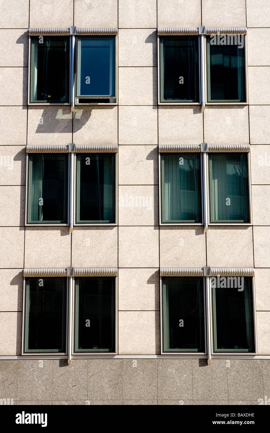 Apartment building brussels hi-res stock photography and images - Alamy