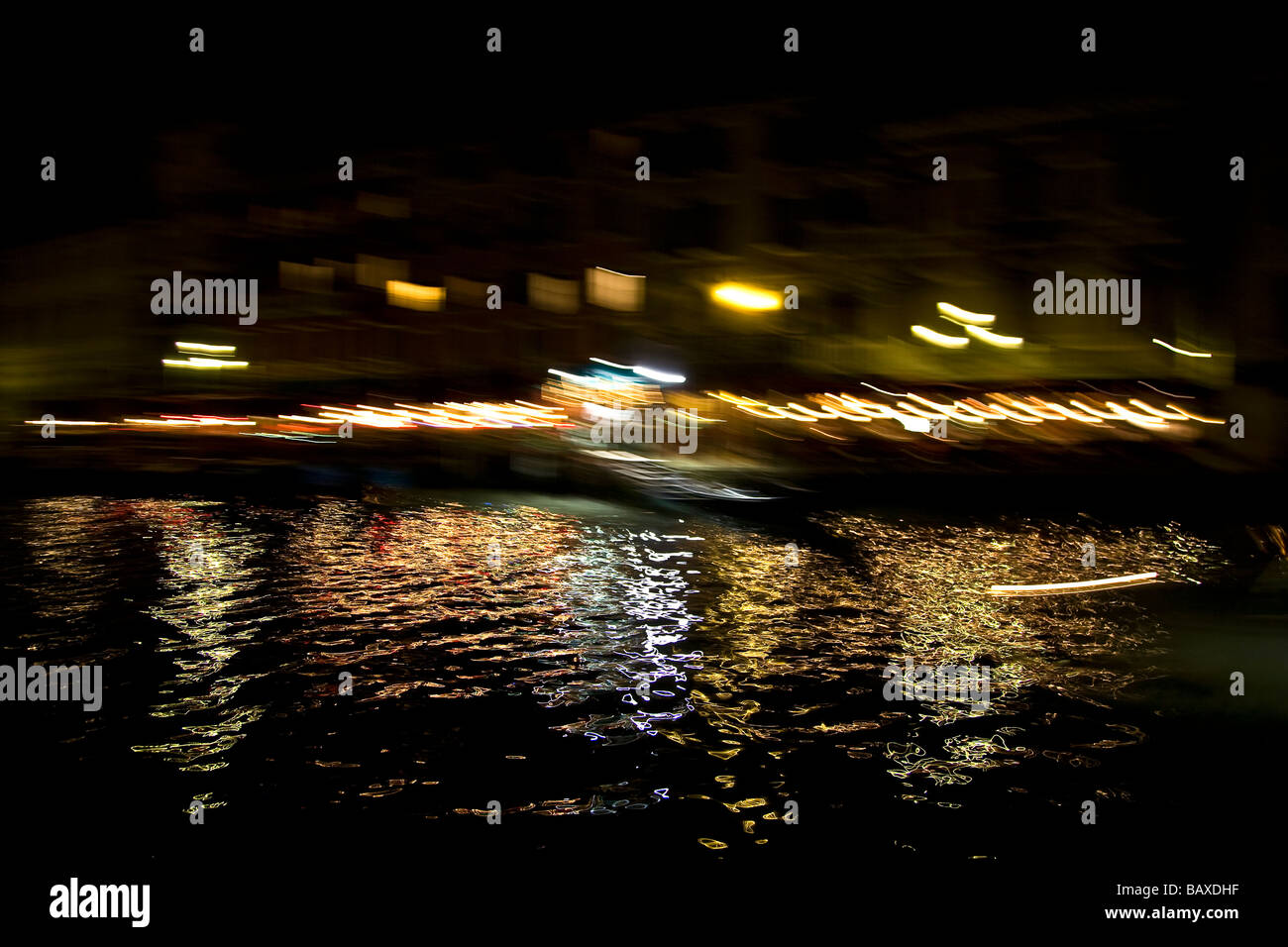 Reflections canals and holidays hi-res stock photography and images - Alamy