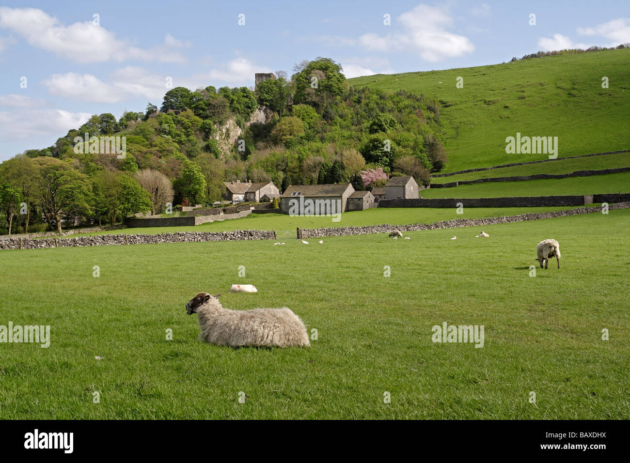 Castleton Derbyshire Peak District, England UK, English countryside ...