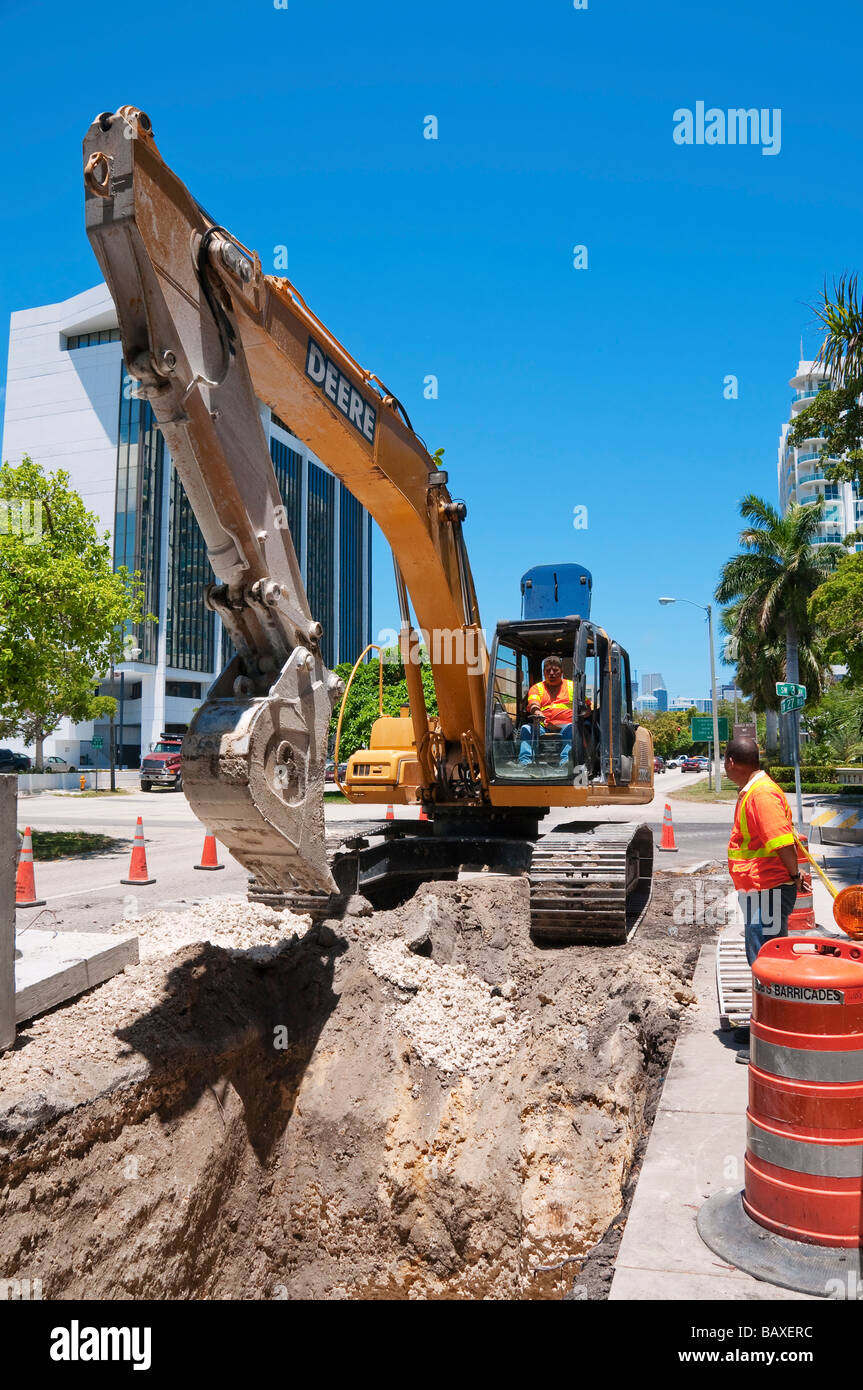 Excavator digging Stock Photo - Alamy Excavator digging Stock Photo - Alamy