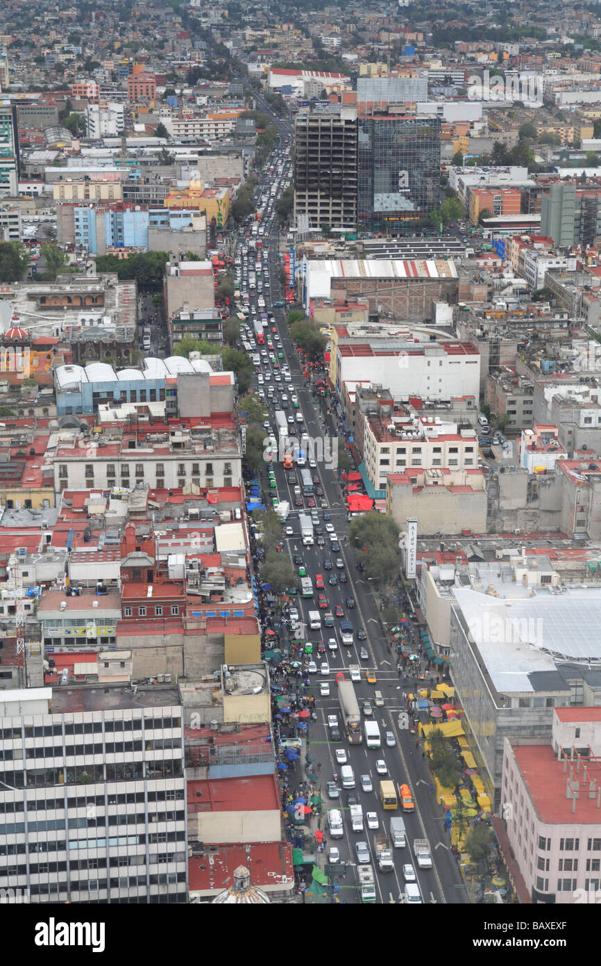 Overhead or aerial view of traffic Mexico City Stock Photo - Alamy