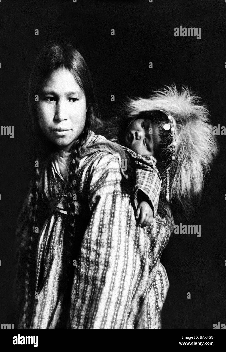 North american indian chief Black and White Stock Photos & Images - Alamy