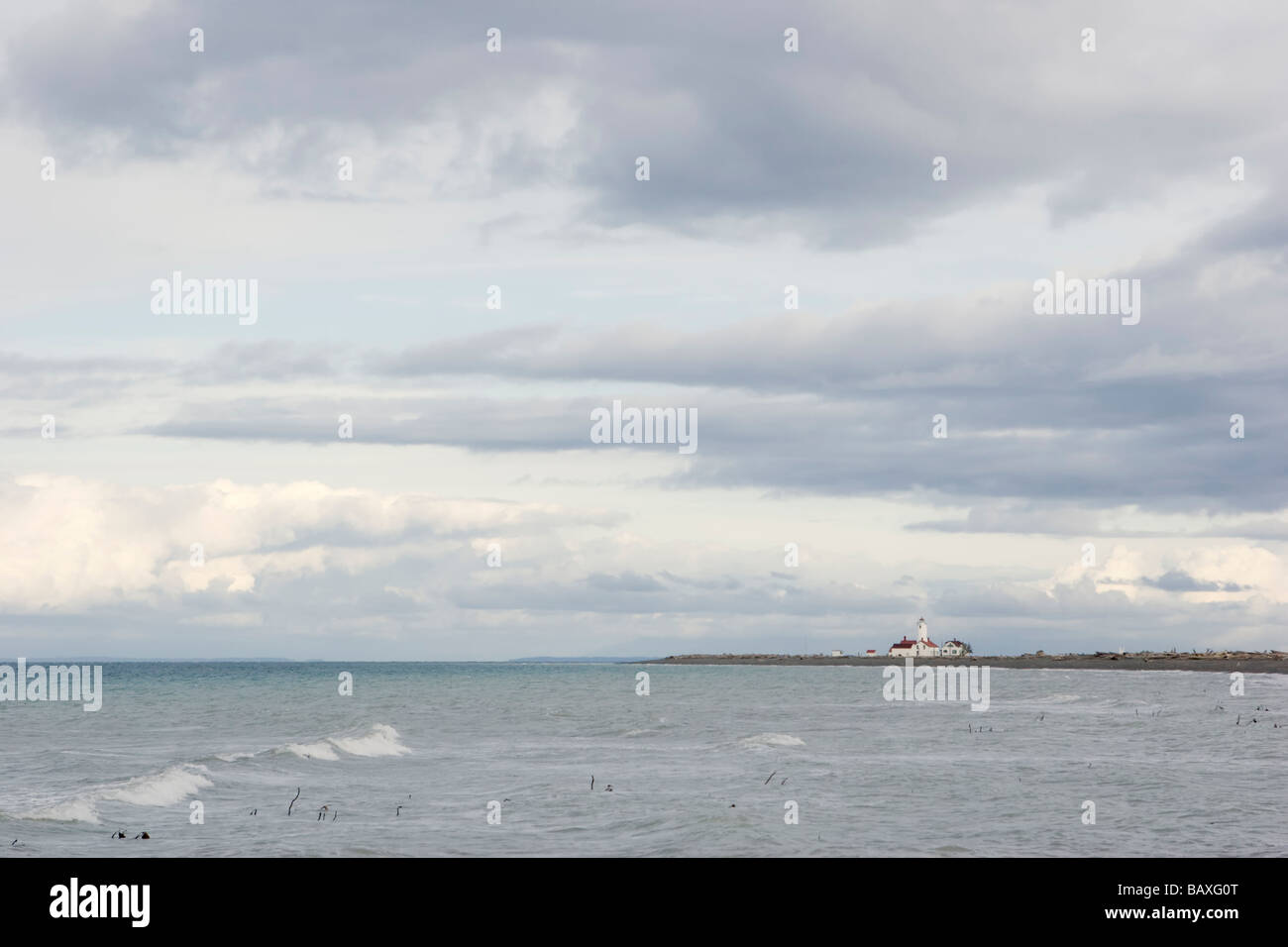 New Dungeness Lighthouse at the tip of the 5 mile long Dungeness spit ...
