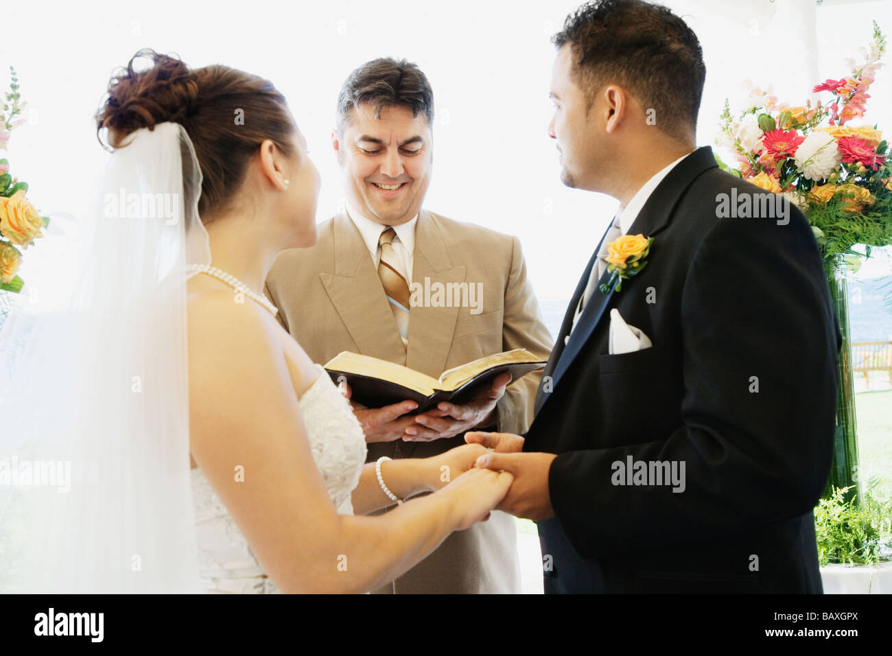 Native american wedding ceremony hi-res stock photography and images ...