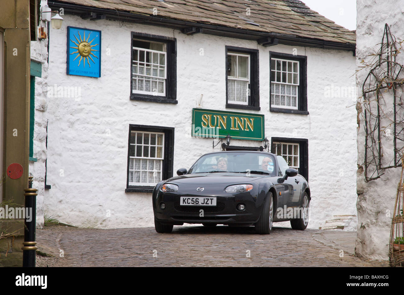 Sun inn dent cumbria england hi-res stock photography and images - Alamy