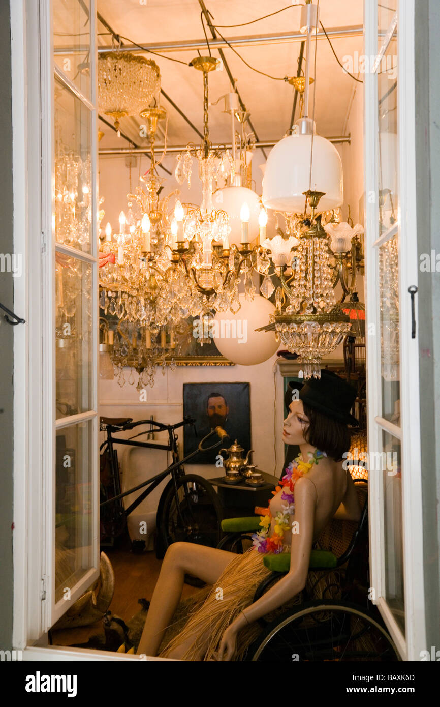 View shop window hi-res stock photography and images - Alamy