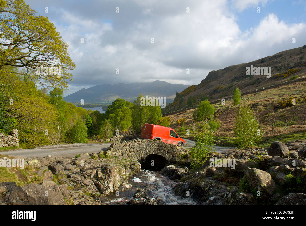 Van crossing bridge hi-res stock photography and images - Alamy