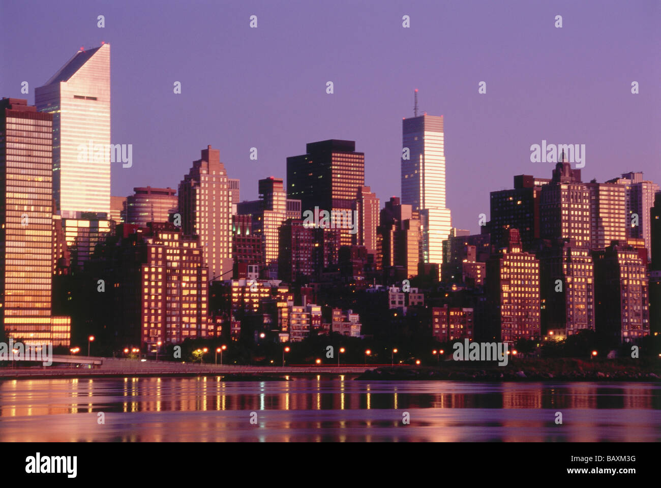 Queens new york city house hi-res stock photography and images - Alamy