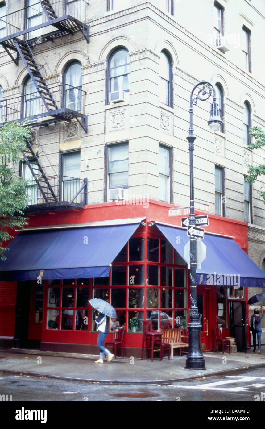 Street scenery in front of restaurant The Little Owl, Manhattan, New ...