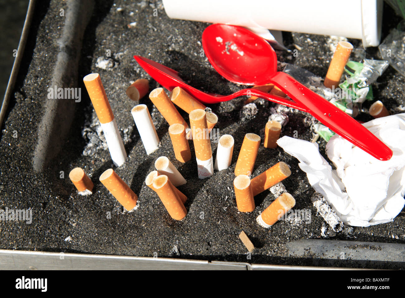 Ashtray with sand hi-res stock photography and images - Alamy