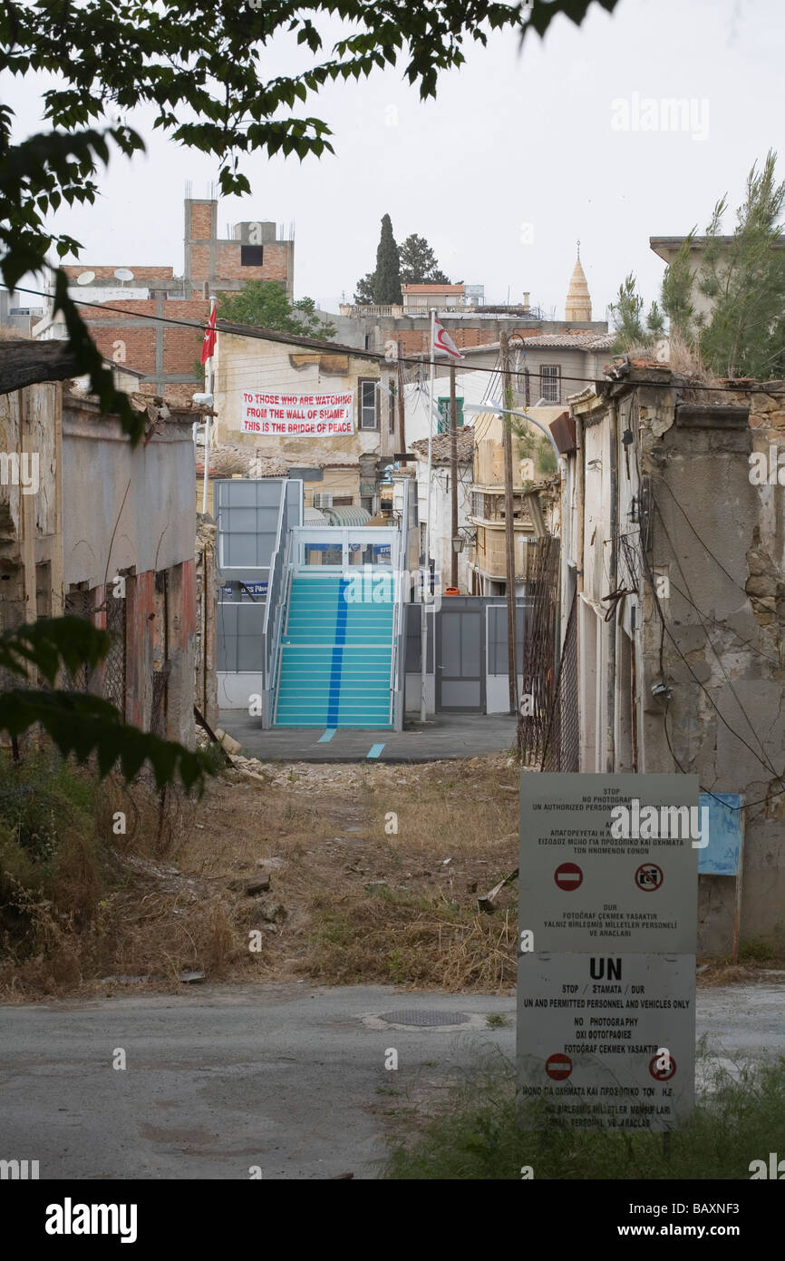 UN border on Ledra Street, UN controlled area, Buffer Zone, Green Line ...