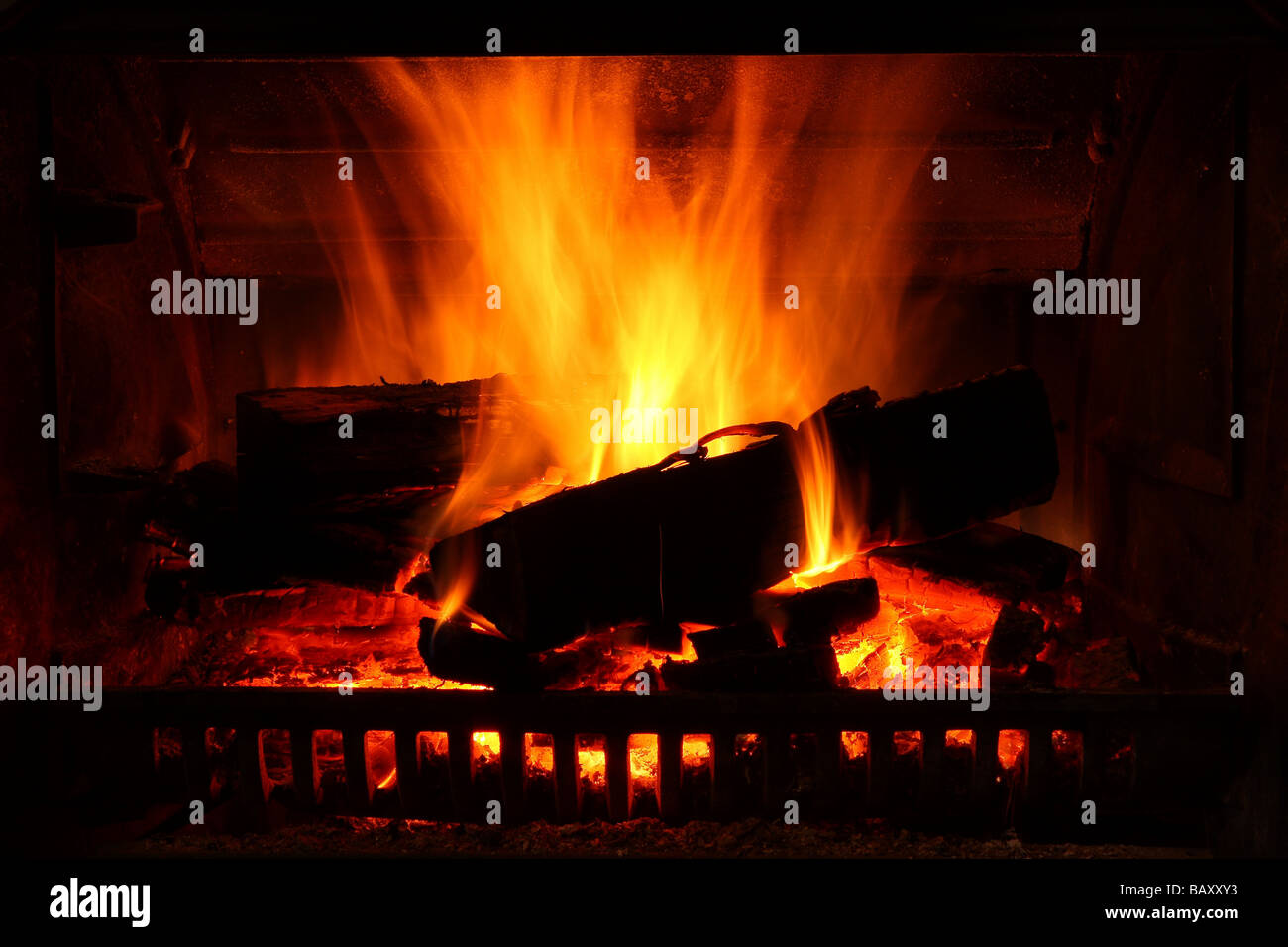 Fire grate hi-res stock photography and images - Alamy