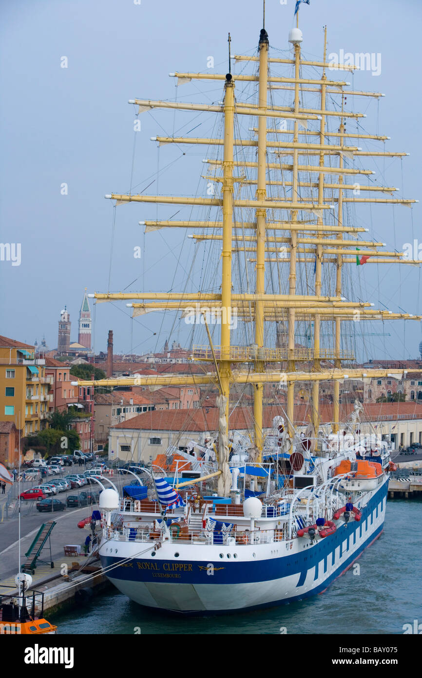 Royal clipper star clippers sailing hi-res stock photography and images ...
