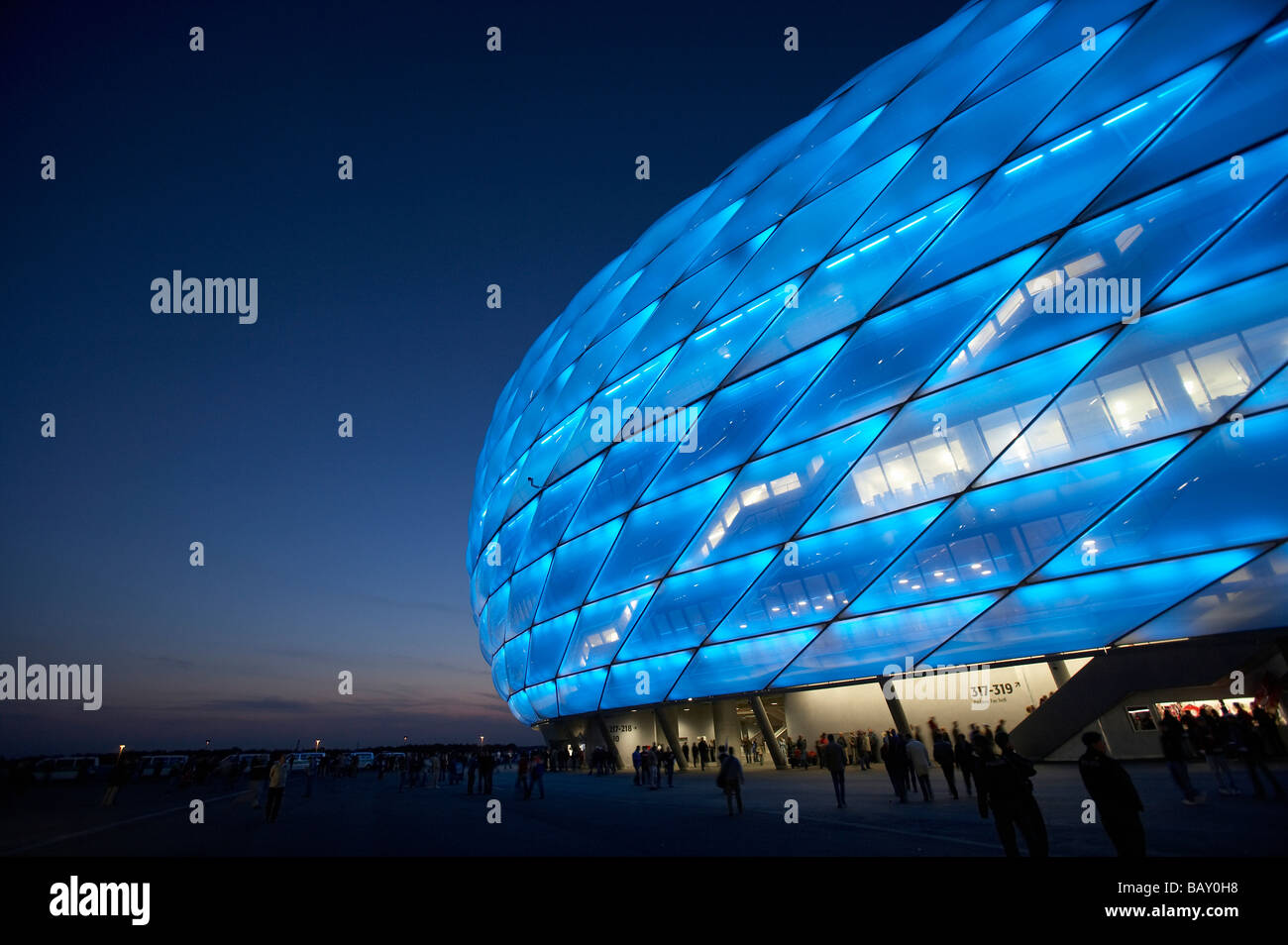 Allianz arena the allianz arena hi-res stock photography and images - Alamy