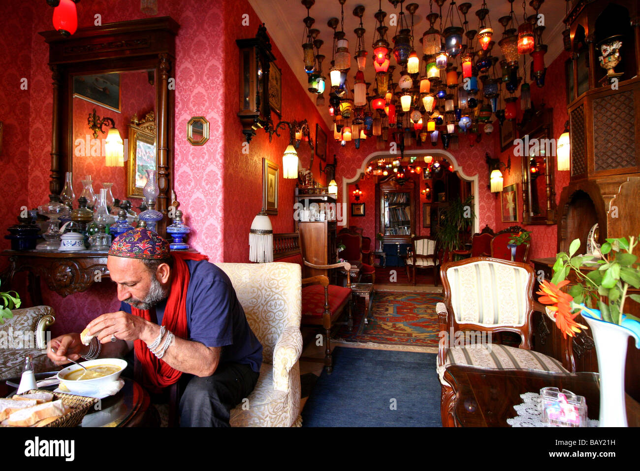 Restaurant, Istanbul, Turkey Stock Photo - Alamy