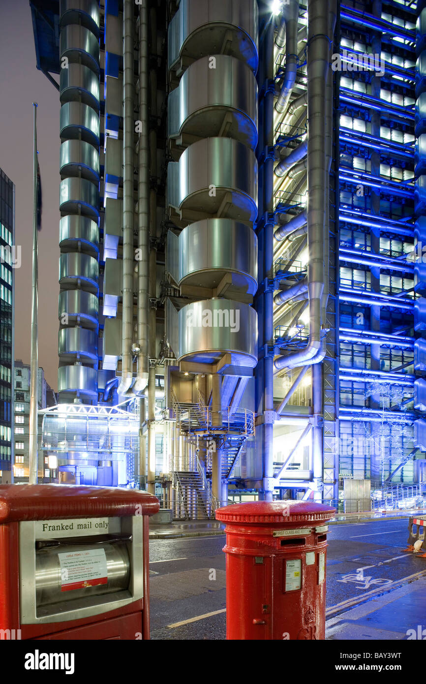 Lloyd`s of London, The building was errected from 1978 -1986 by english ...