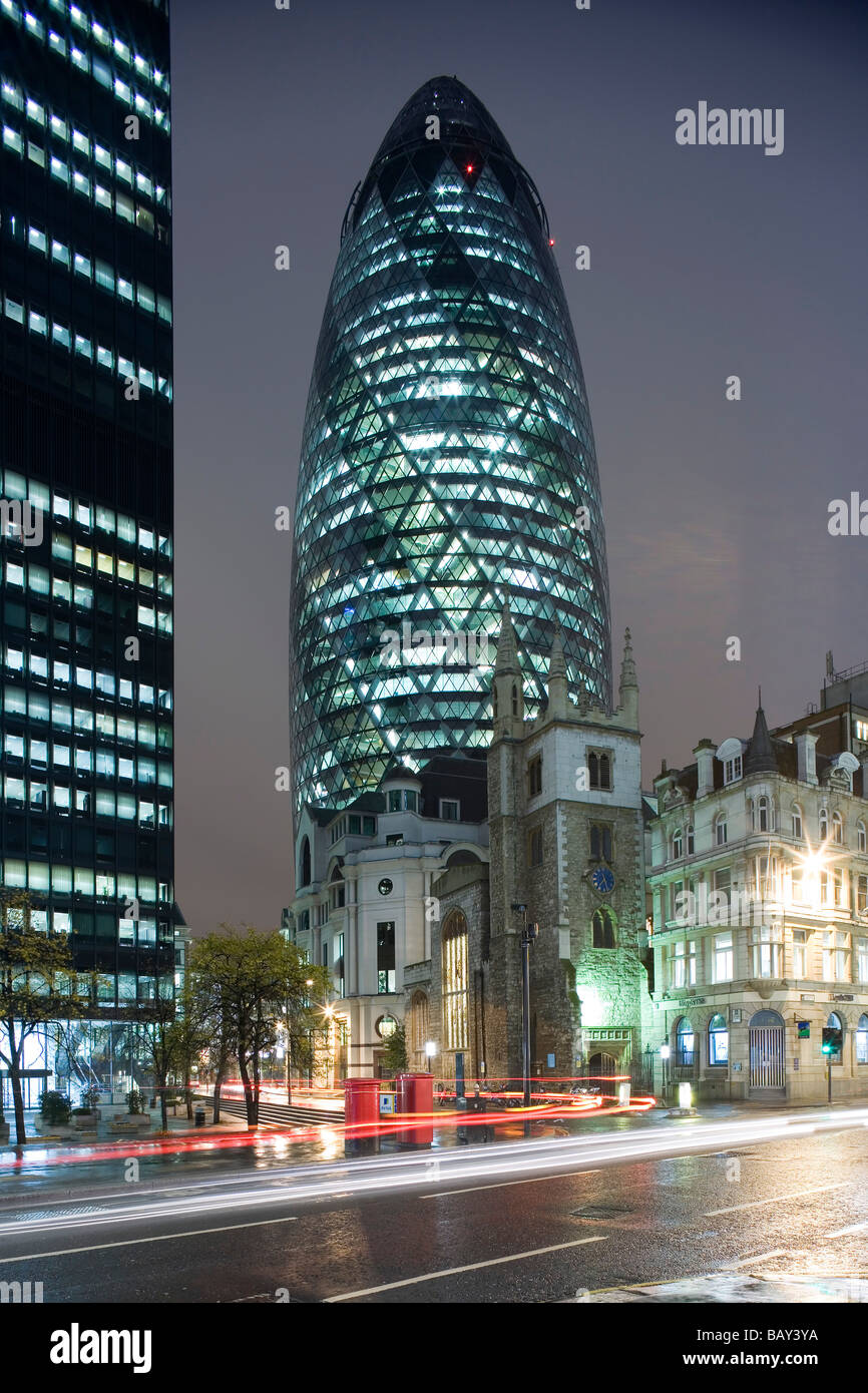 Swiss Re Headquarters, 30 St Mary Axe, designed by Sir Norman Foster ...
