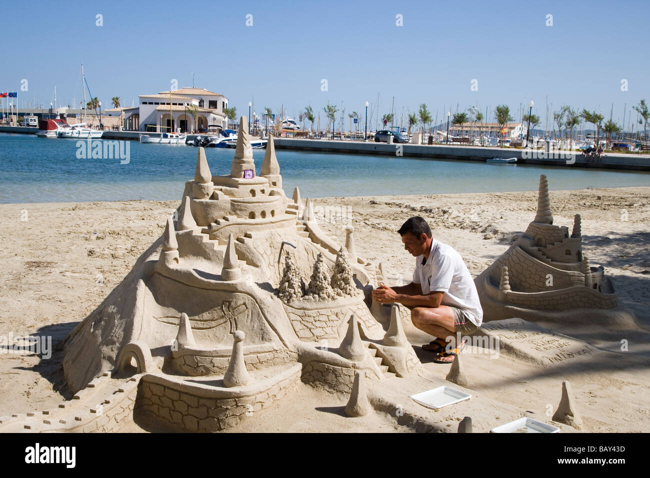Sandcastle Sand Castle Sculpture High Resolution Stock Photography and ...