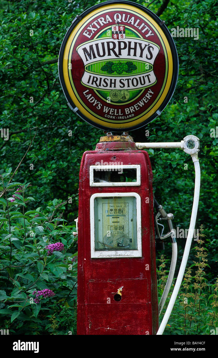 Old gas pump advertising murphys hi-res stock photography and images ...