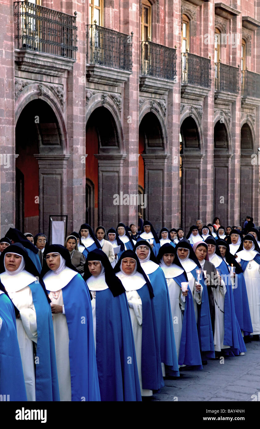 Nuns san miguel de allende hi-res stock photography and images - Alamy