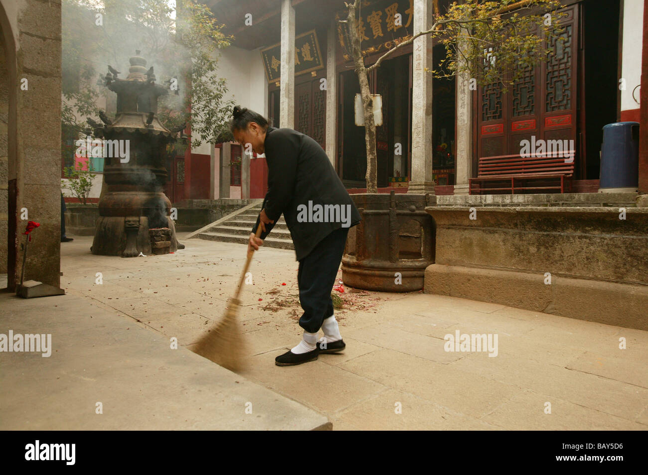 Sweeping with a broom hi-res stock photography and images - Alamy