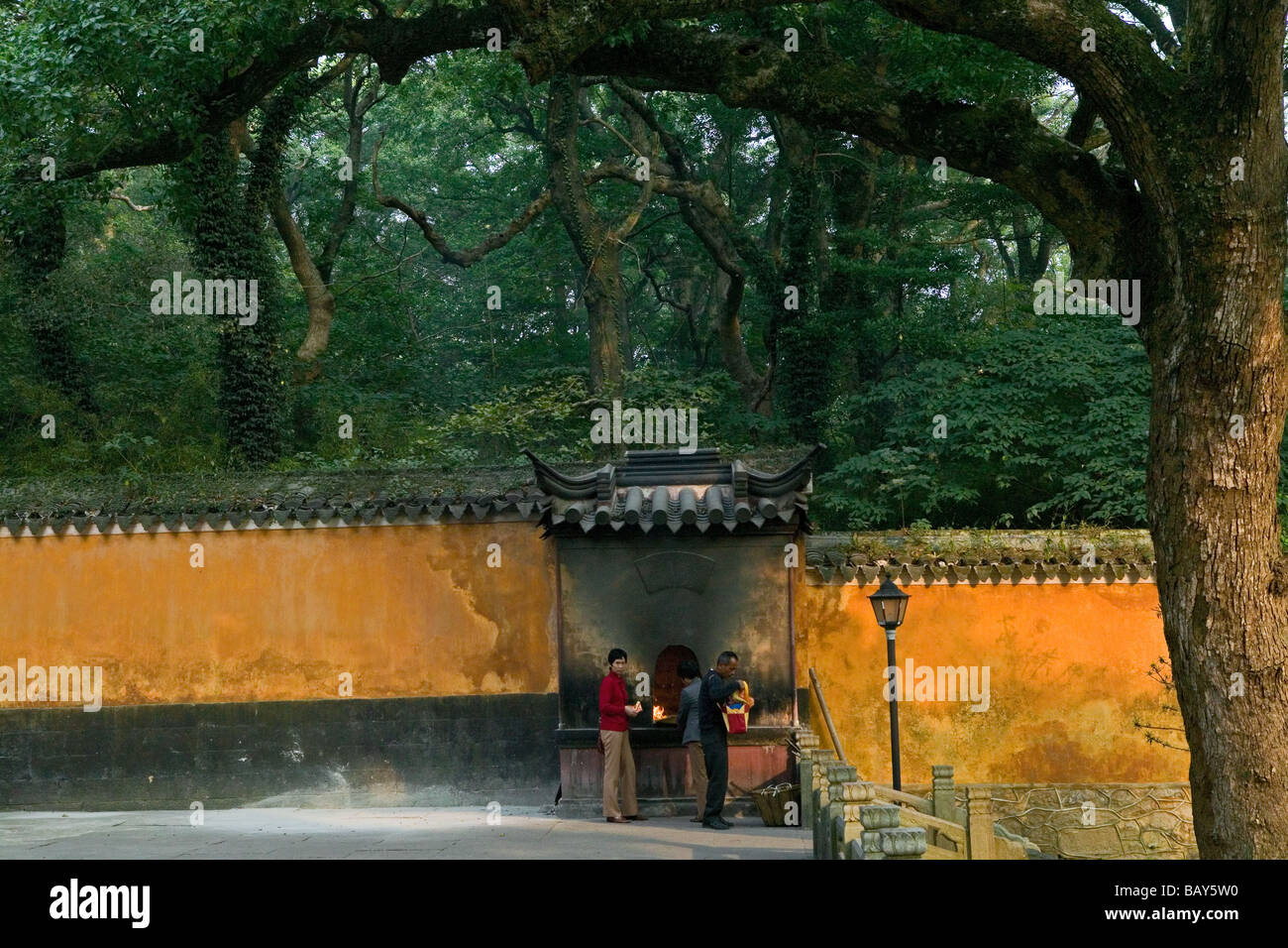 Putuo china fayu hi-res stock photography and images - Alamy