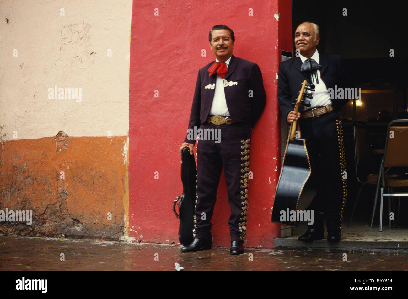 Mariachi instruments hi-res stock photography and images - Alamy