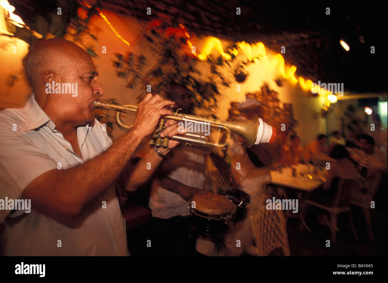 Musical instruments at havana hi-res stock photography and images - Alamy