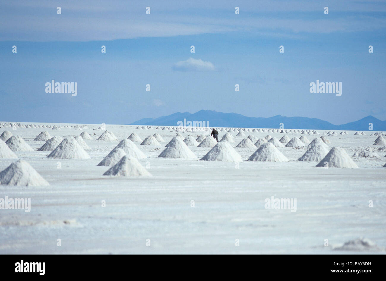 Salt plains with pillars of salt, Salar de Uyuni, Bolivia Stock Photo ...