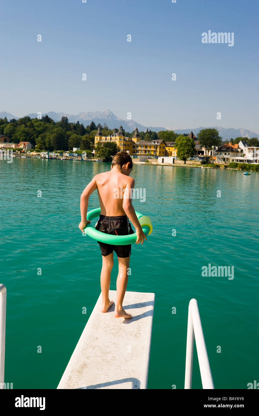 Diving platform in swimming pool hi-res stock photography and images ...