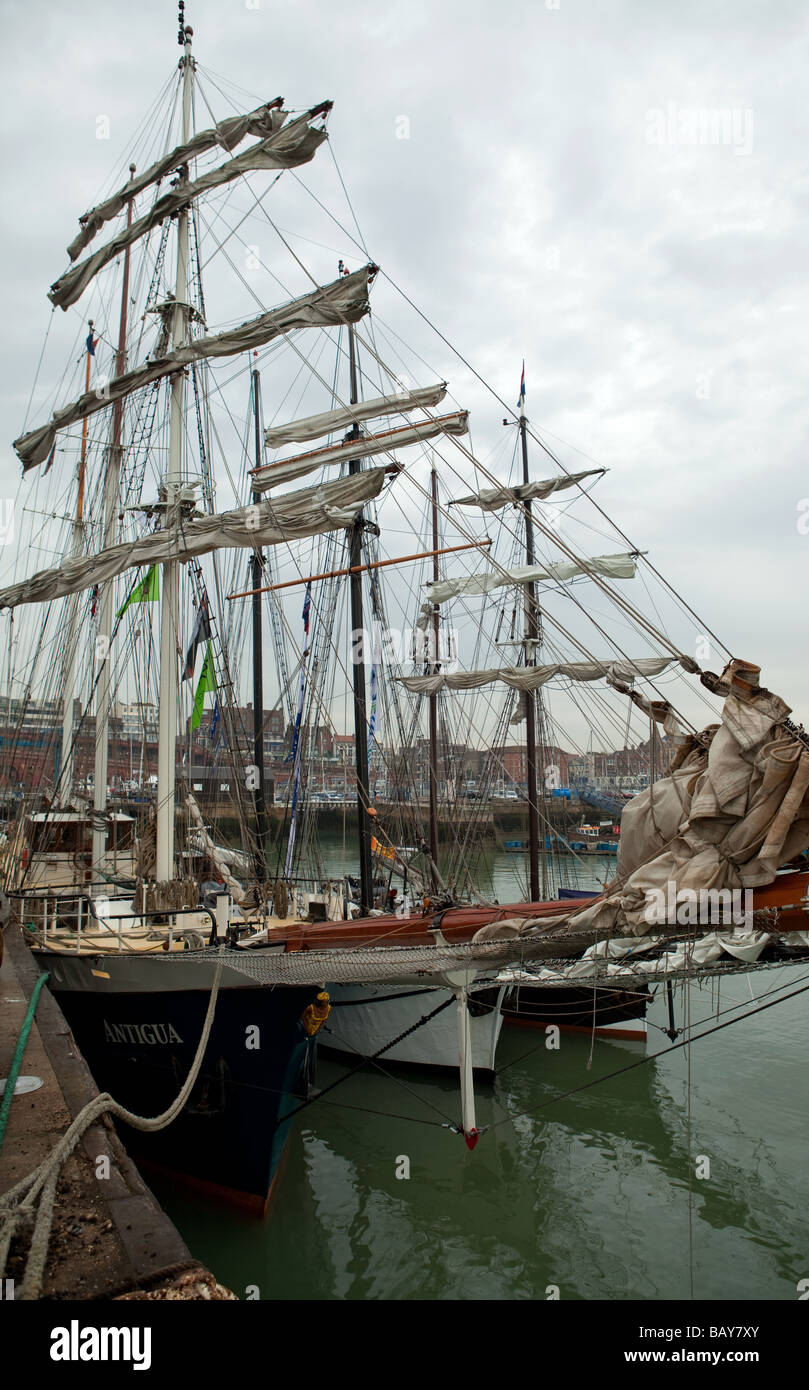 In ramsgate harbour hi-res stock photography and images - Alamy