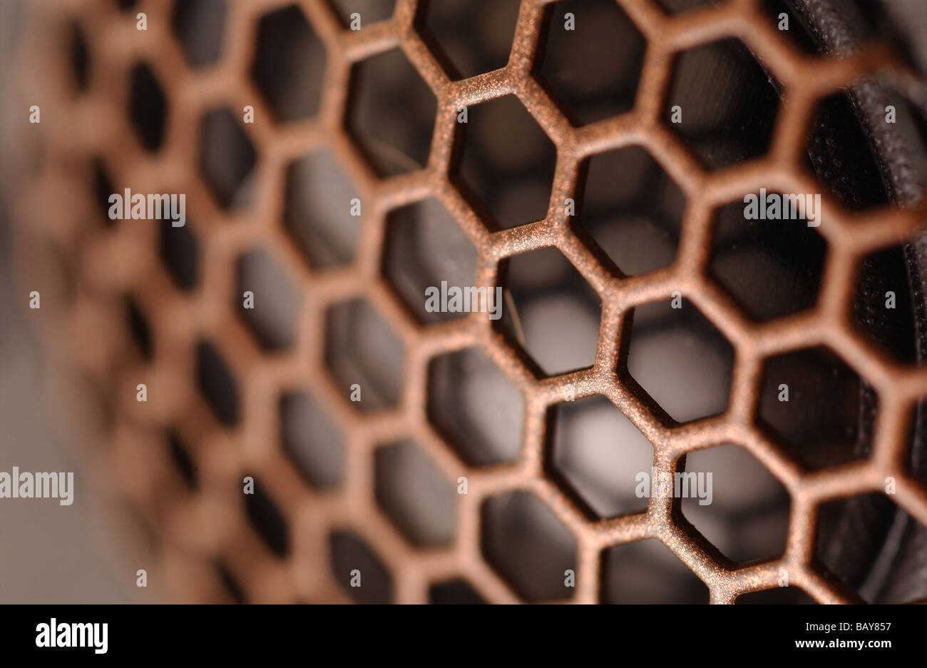 Wire mesh grille hi-res stock photography and images - Alamy