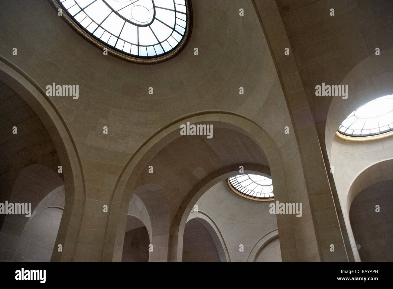 Parisian structures hi-res stock photography and images - Alamy